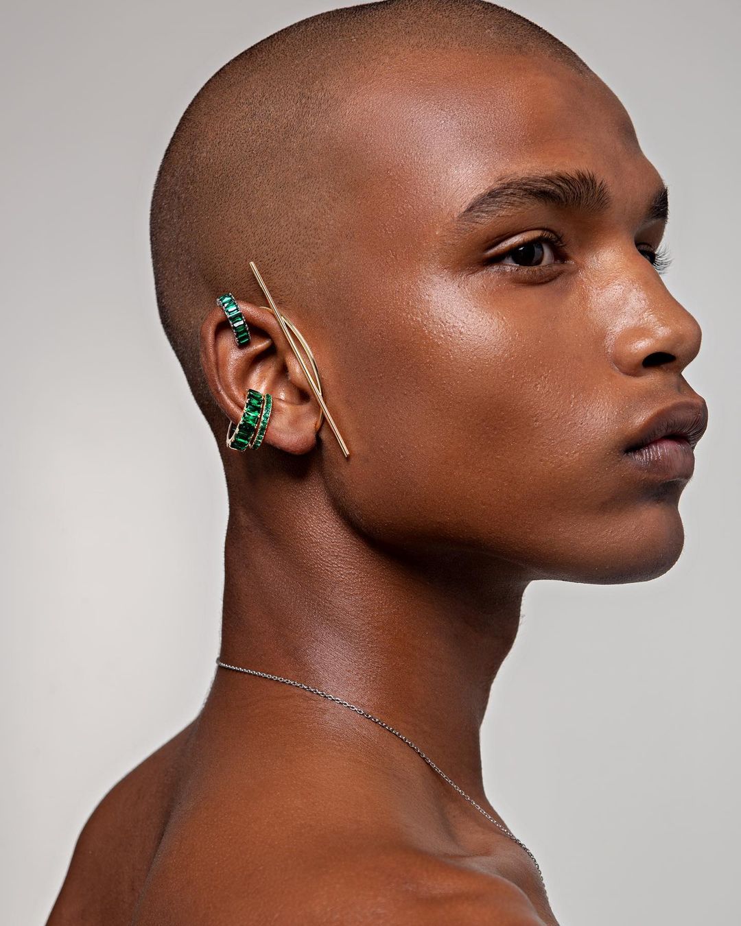 Spectrum ear cuff/ring L – Matiere 79